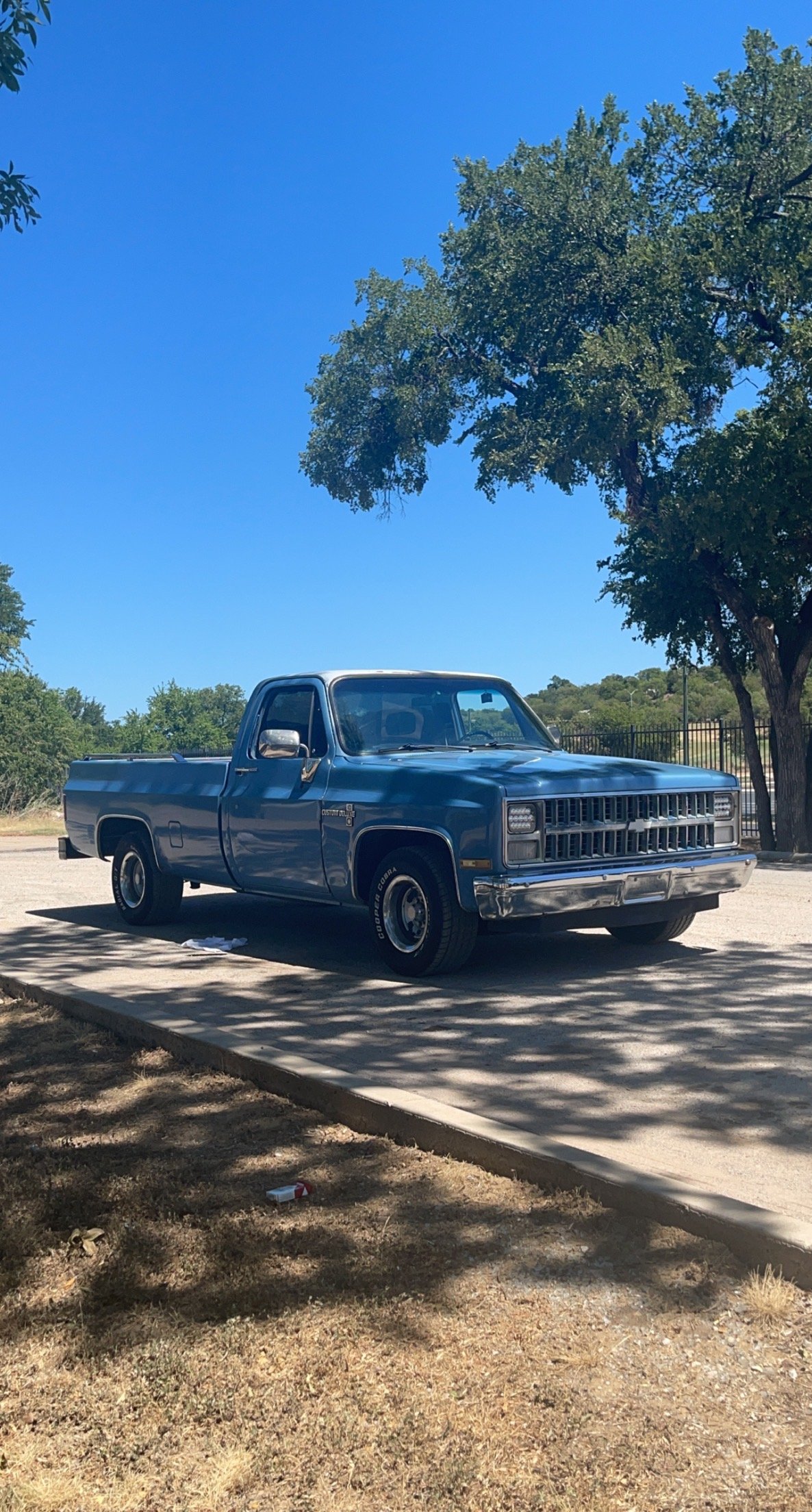 Isaac's 1985 Chevrolet C10 - Holley My Garage
