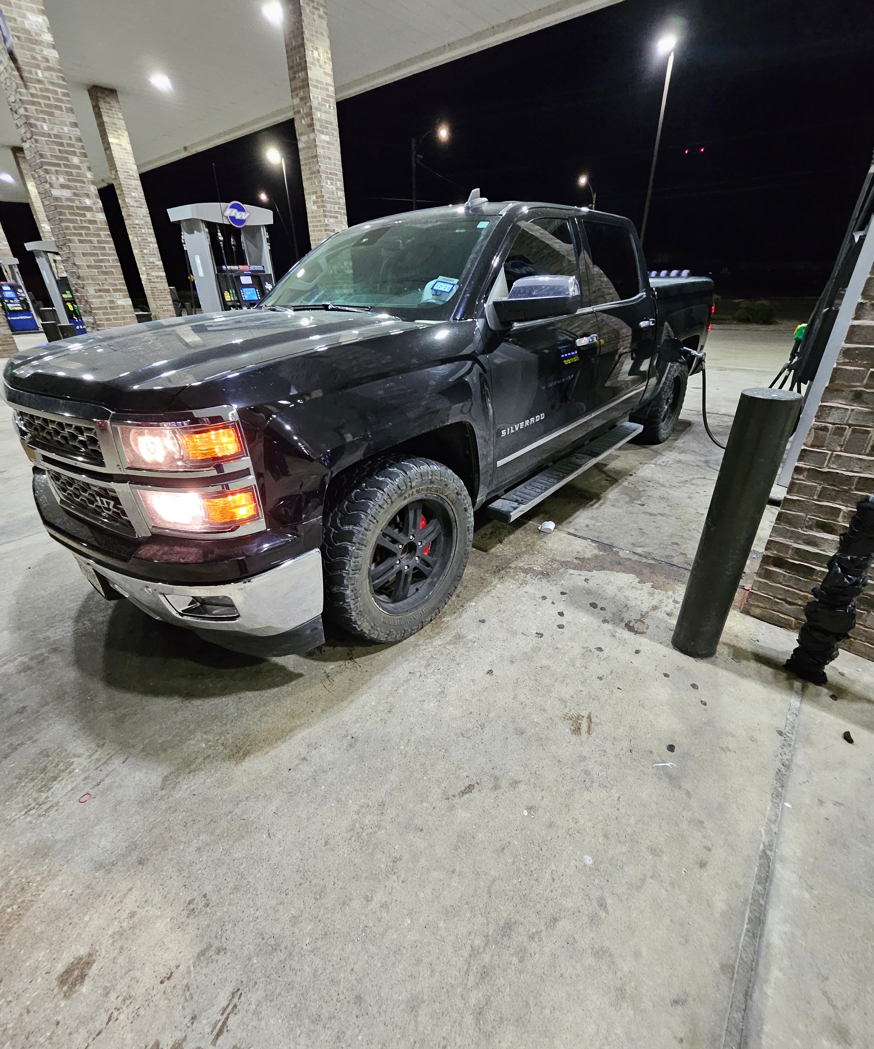 Brent's 2015 Chevrolet Silverado 1500 - Holley My Garage