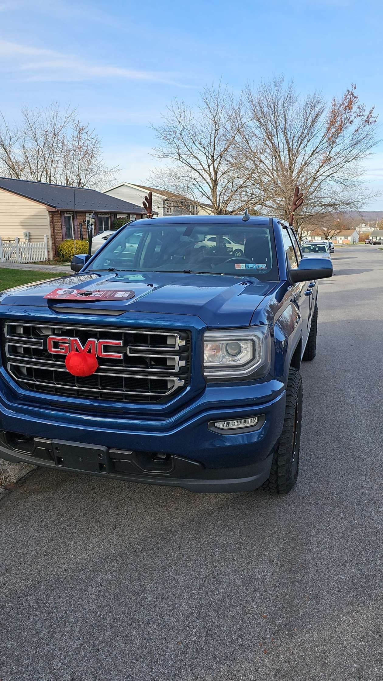 Broc's 2016 GMC Sierra 1500 - Holley My Garage