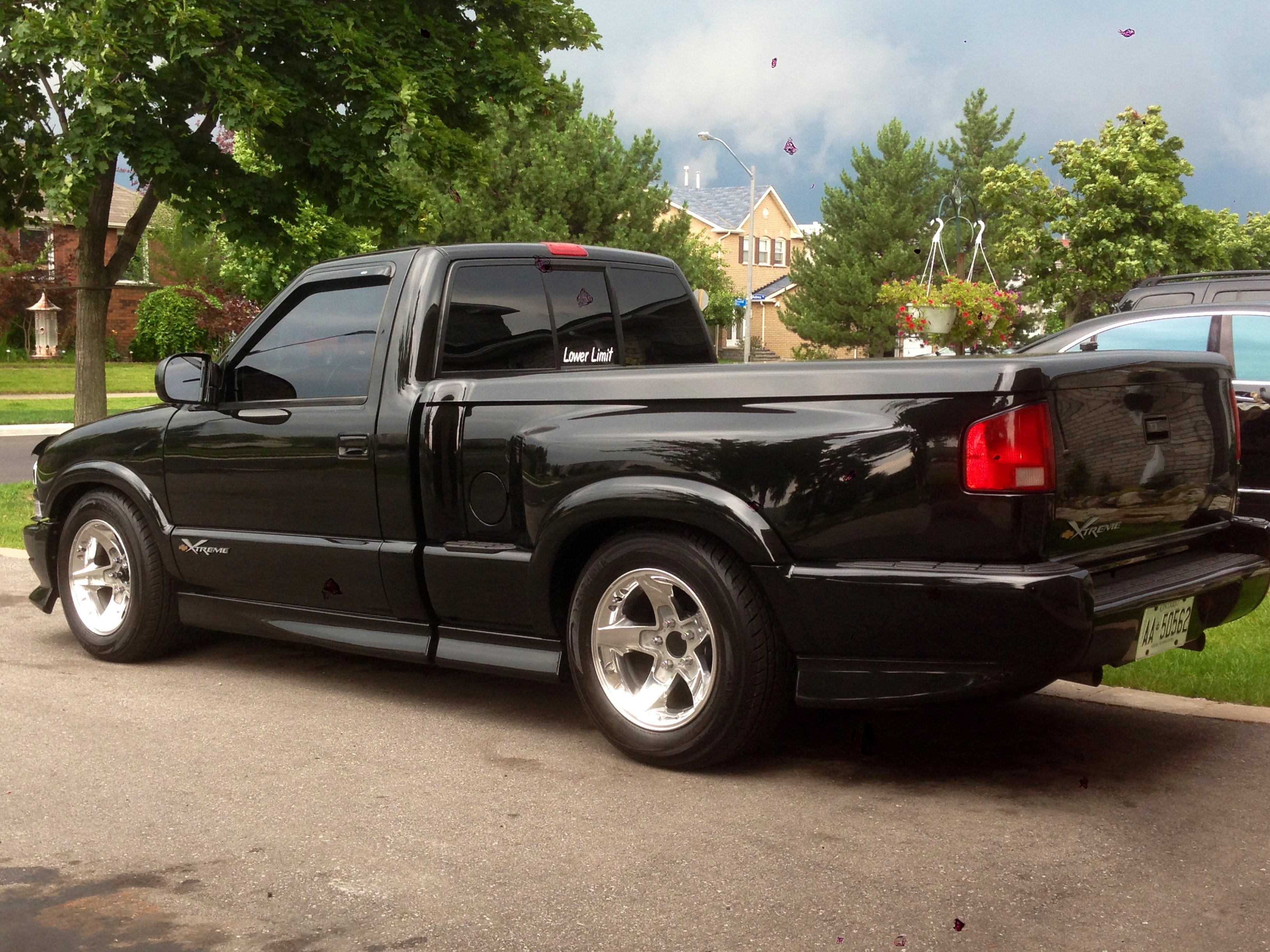 Rob's 1999 Chevrolet S10 - Holley My Garage