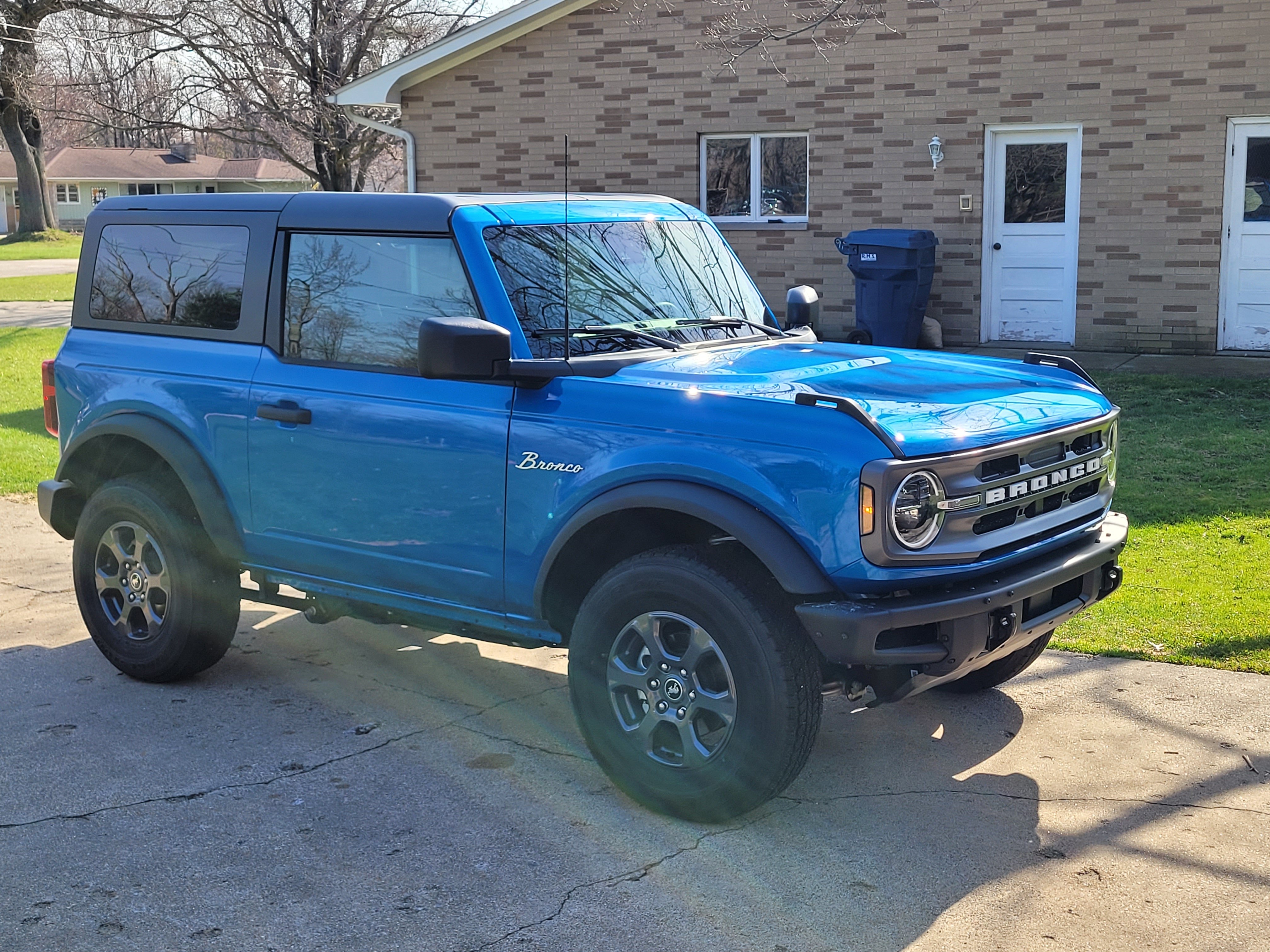 John's 2022 Ford Bronco - Holley My Garage