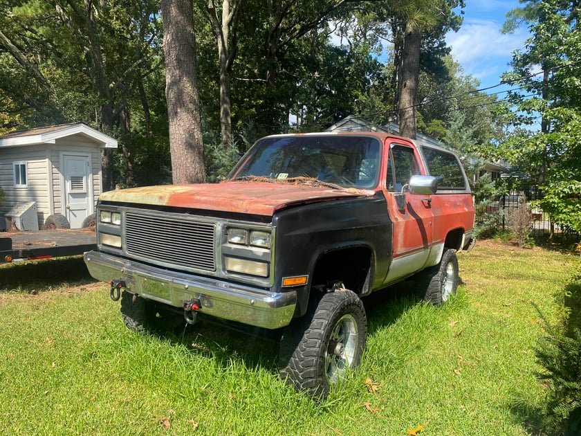 Alan's 1985 GMC Jimmy - Holley My Garage