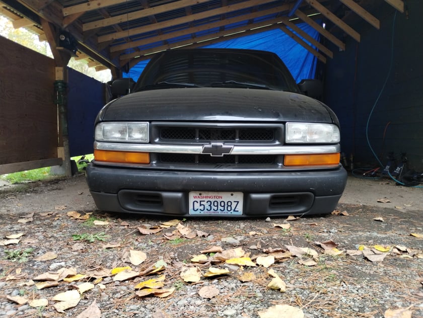 Bill's 2000 Chevrolet S10 - Holley My Garage