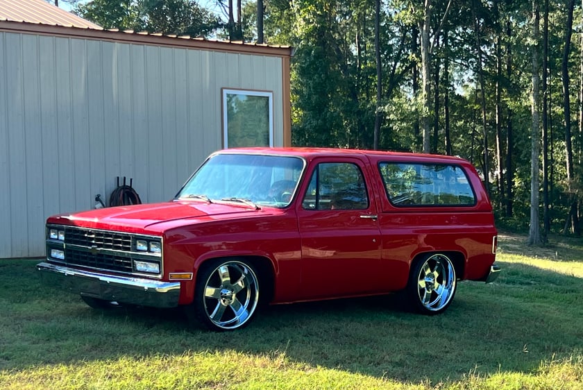 Brad's 1987 Chevrolet Blazer - Holley My Garage