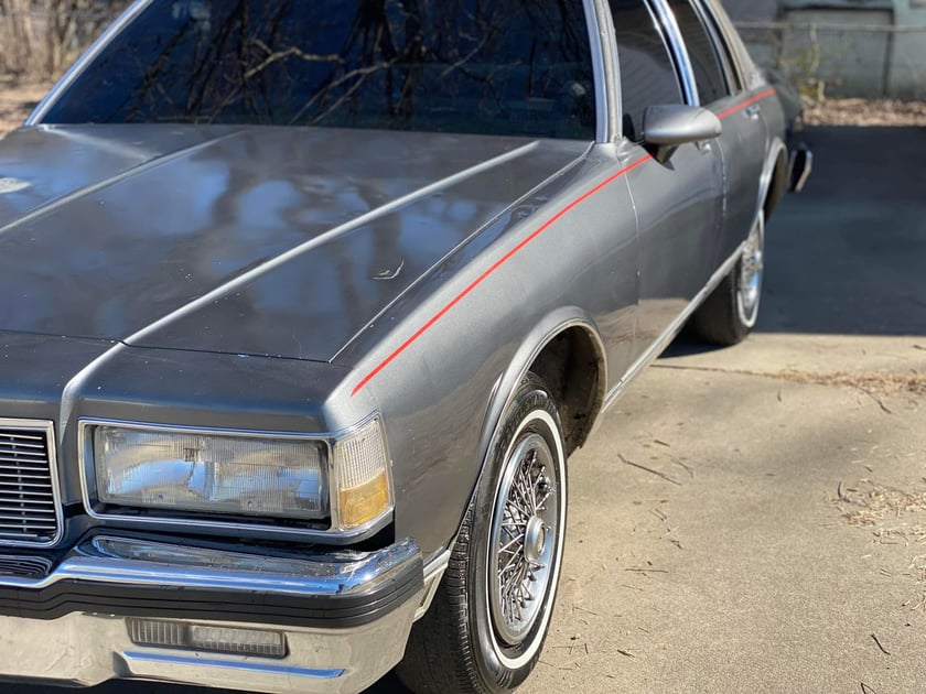 Jameel's 1989 Chevrolet Caprice - Holley My Garage