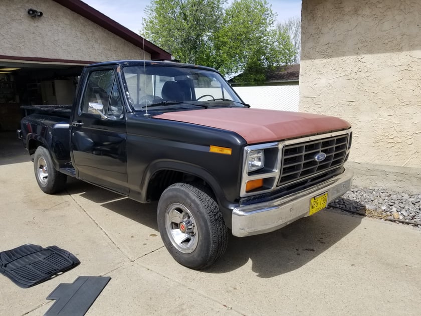 Daniel's 1983 Ford F-150 - Holley My Garage