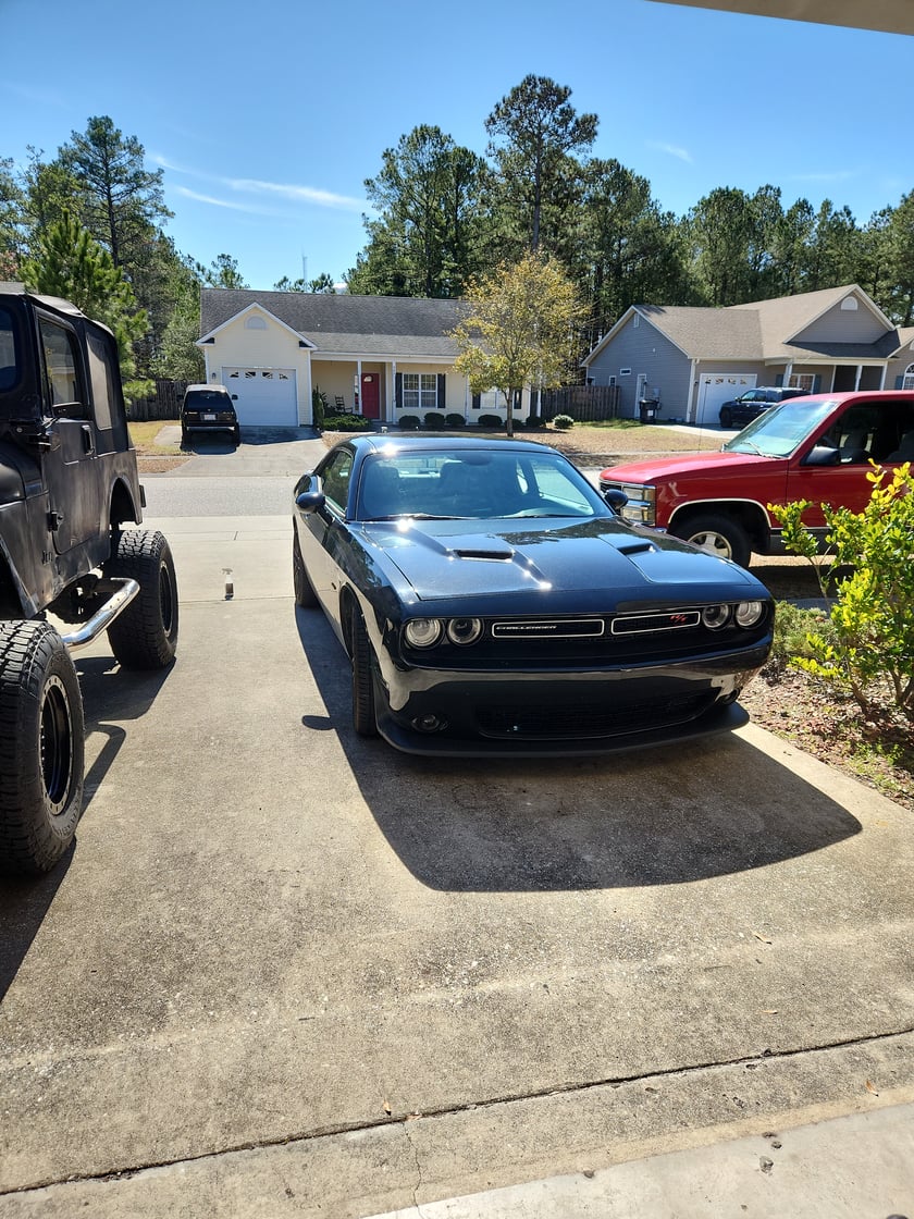 Scott's 2015 Dodge Challenger - Holley My Garage