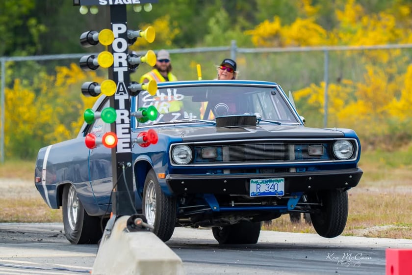 Mark's 1971 Plymouth Scamp - Holley My Garage