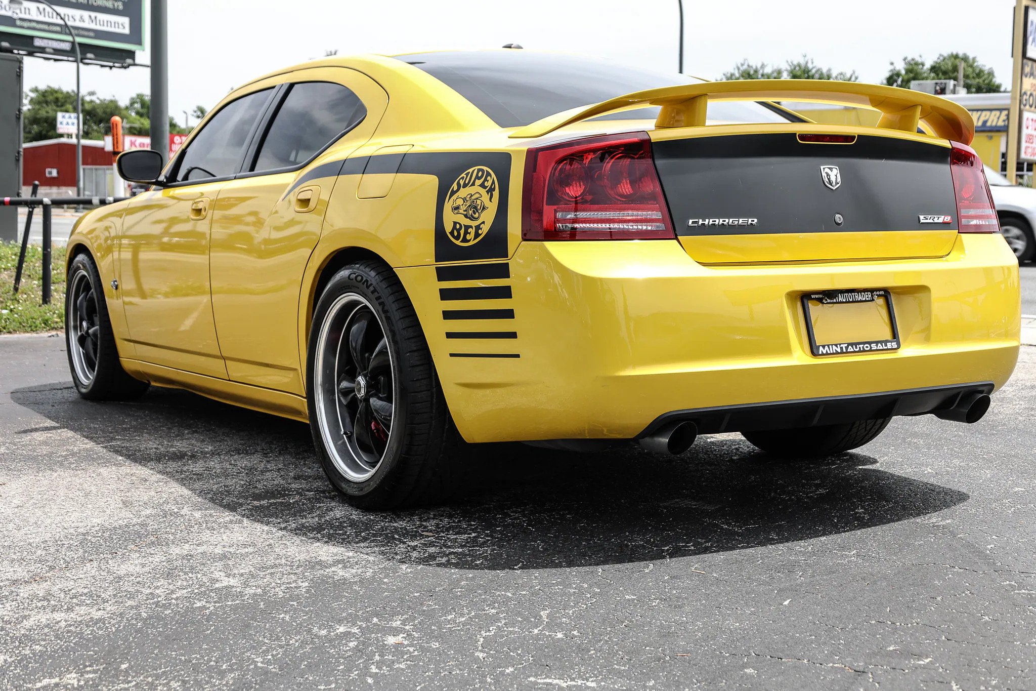 Christina's 2007 Dodge Charger - Holley My Garage