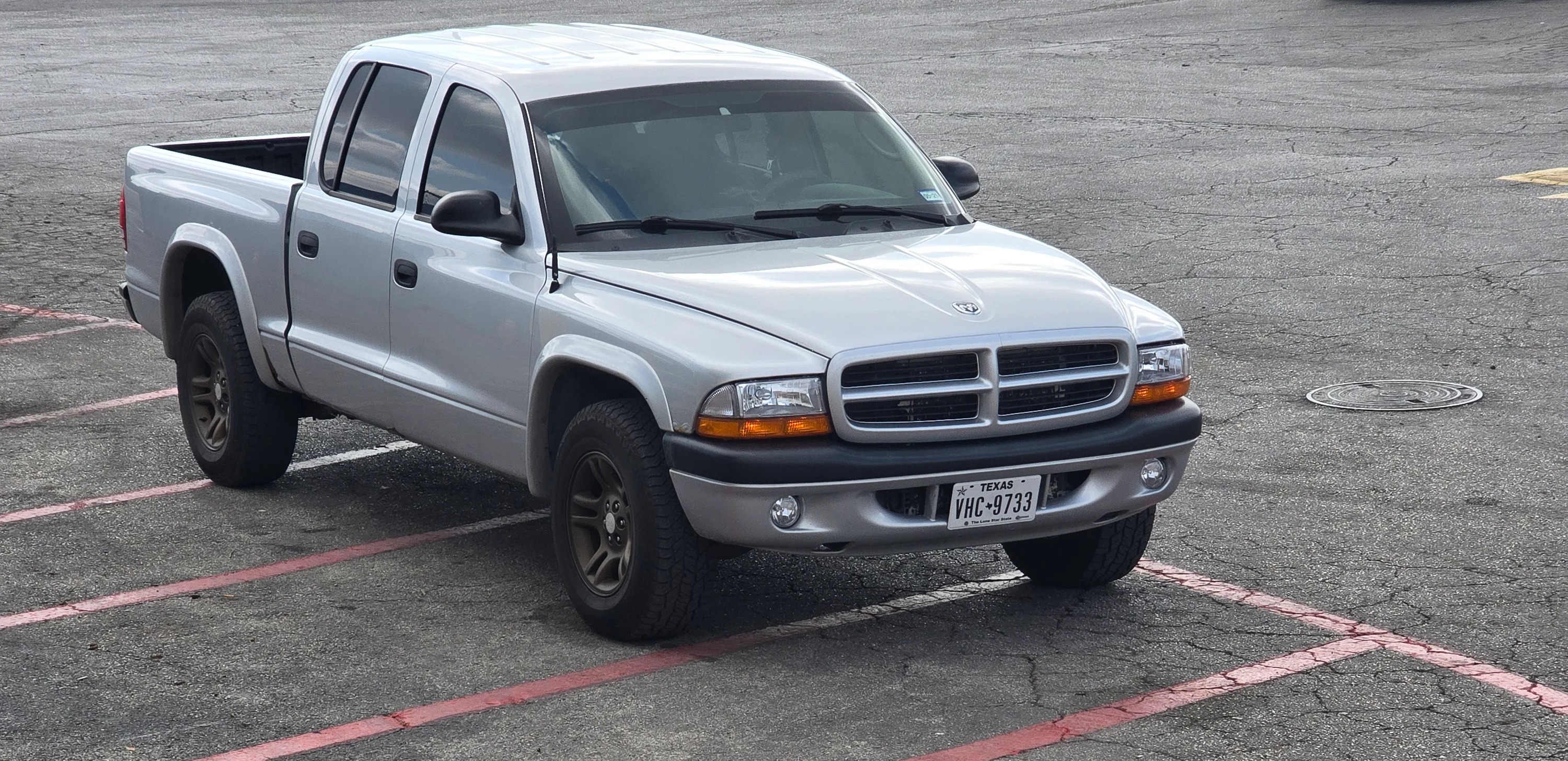 Michael's 2003 Dodge Dakota - Holley My Garage