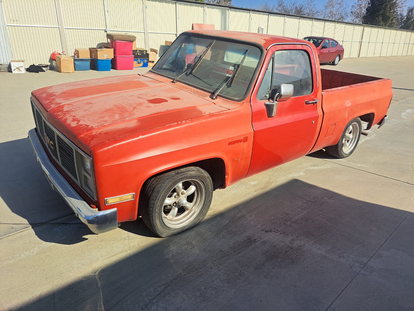 Antonio's 1987 GMC R1500 - Holley My Garage